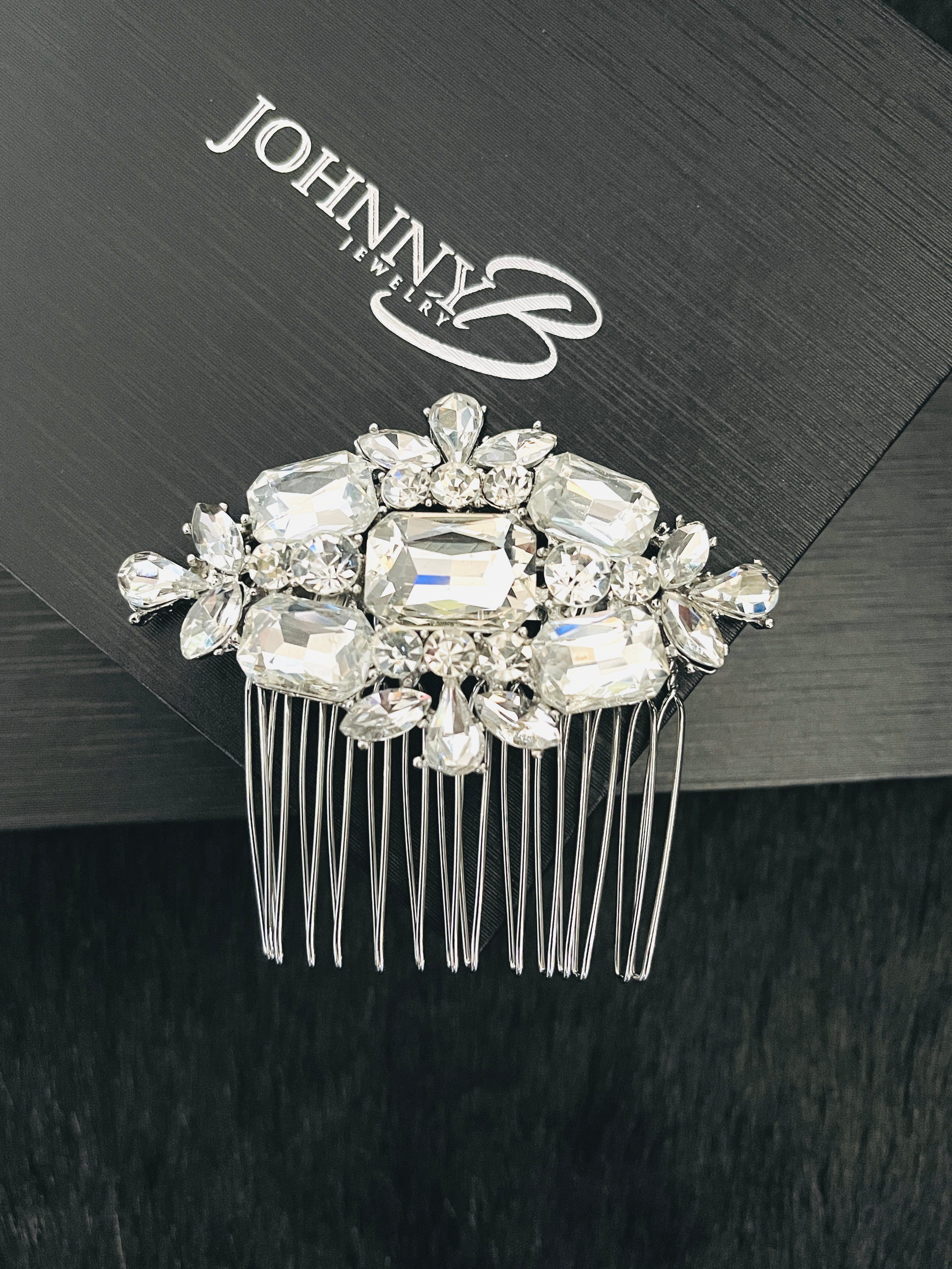 THELMA - MULTI-SHAPED CRYSTAL HAIR COMB IN SILVER – JohnnyB Jewelry