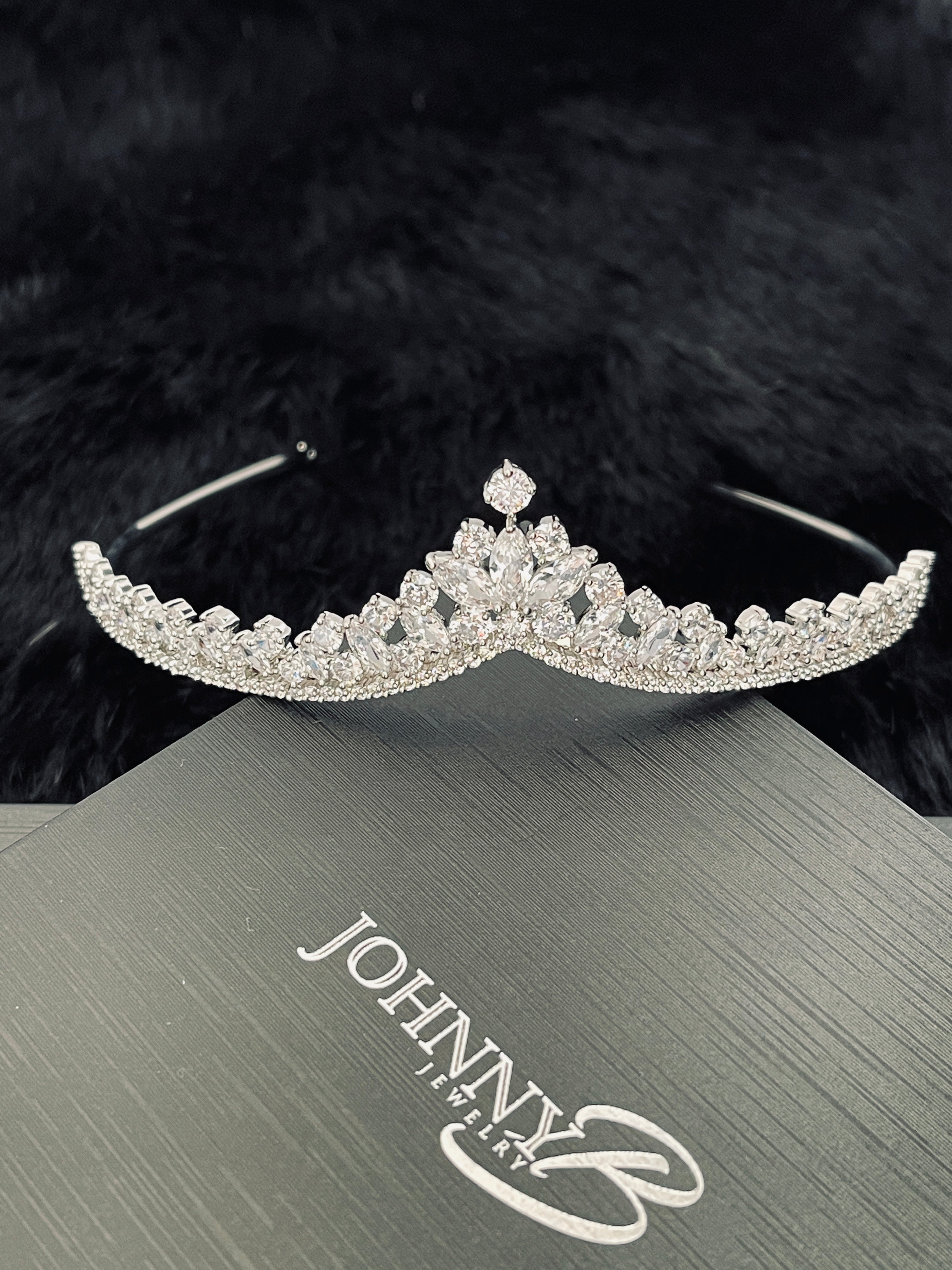 REGINA - Refined CZ Tiara In Silver – JohnnyB Jewelry